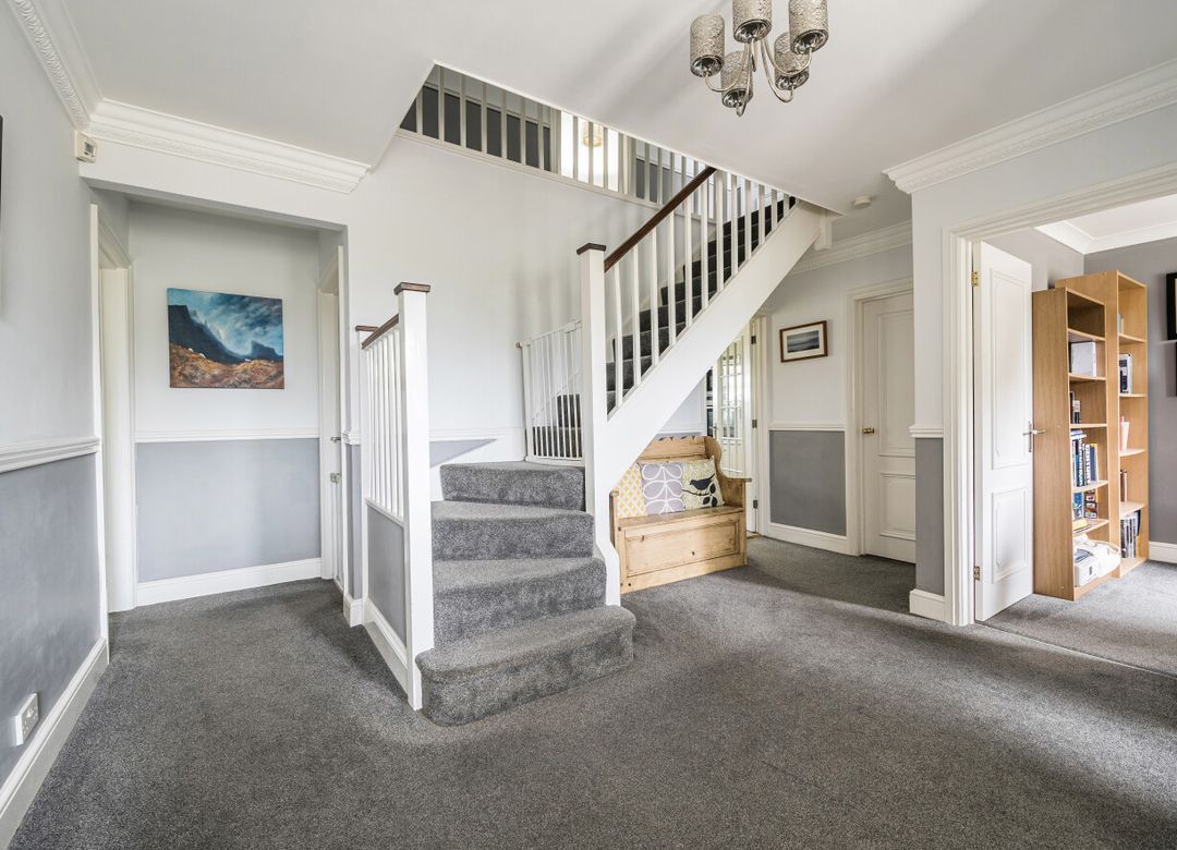 Estate Agent In Faringdon | Perry Bishop | Contact Us Today